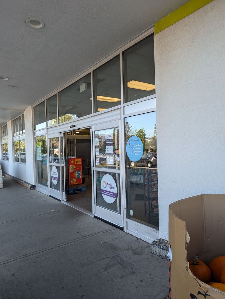 FRESHCO - Updated December 2025 - 34 Photos & 16 Reviews - 731 Eastern ...