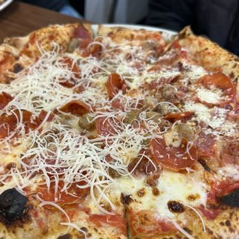 BENJI’S WOODFIRE PIZZA - Updated October 2024 - 298 Photos & 202 ...