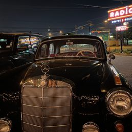 RADIO COFFEE & BEER - Updated July 2025 - 603 Photos & 917 Reviews ...