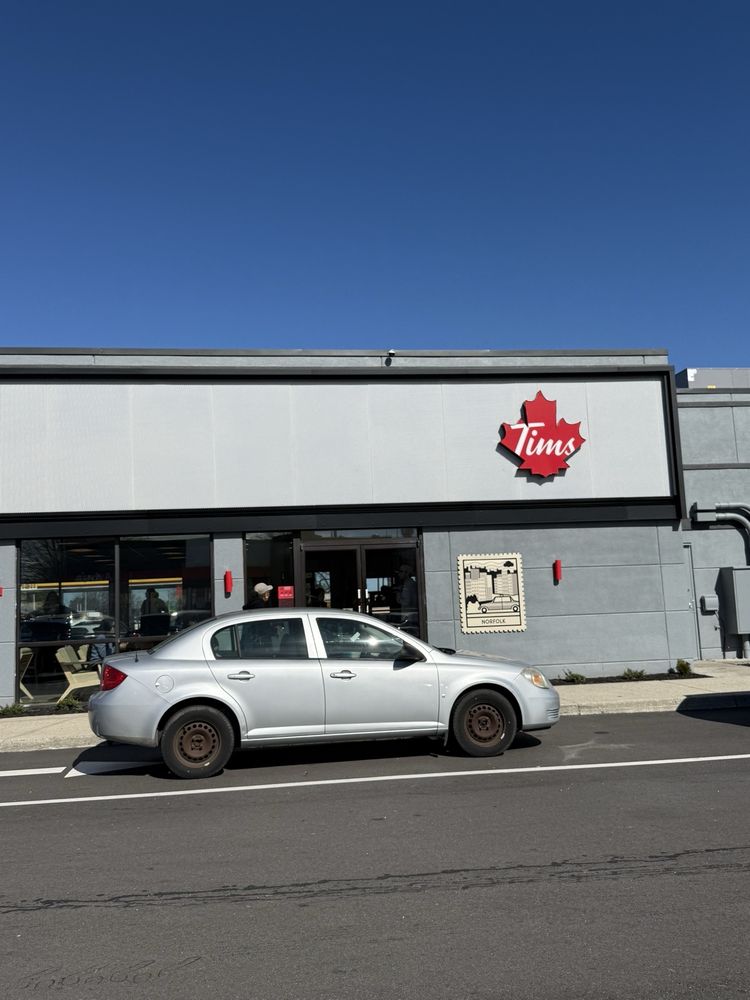 TIM HORTONS - Updated May 2025 - 106 Photos & 23 Reviews - 472 N ...