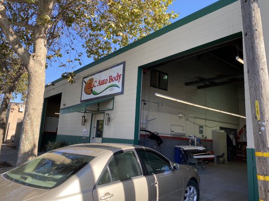 G & C AUTO BODY - Updated October 2025 - 15 Photos & 53 Reviews - 1239 ...