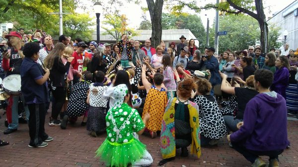 DAVIS SQUARE - 29 Photos & 59 Reviews - 1 Davis Sq, Somerville, MA - Yelp