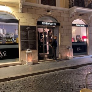 LIFE - 514 Photos & 246 Reviews - Via della Vite 28, Roma, Italy - Yelp