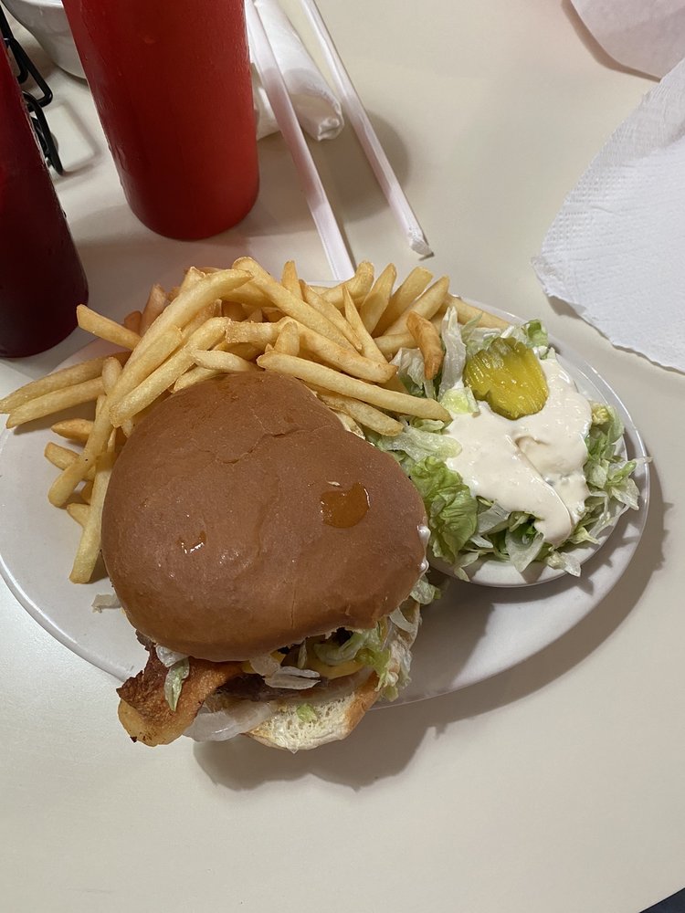 MIDWAY OH-BOY RESTAURANT - 92 Photos & 117 Reviews - 6620 Lake Ave ...