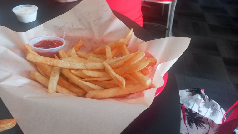 PREGAME SPORTS BAR & GRILL - Updated January 2025 - 13 Photos & 10 ...