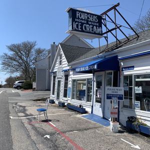 FOUR SEAS ICE CREAM - 135 Photos & 257 Reviews - 360 S Main St ...