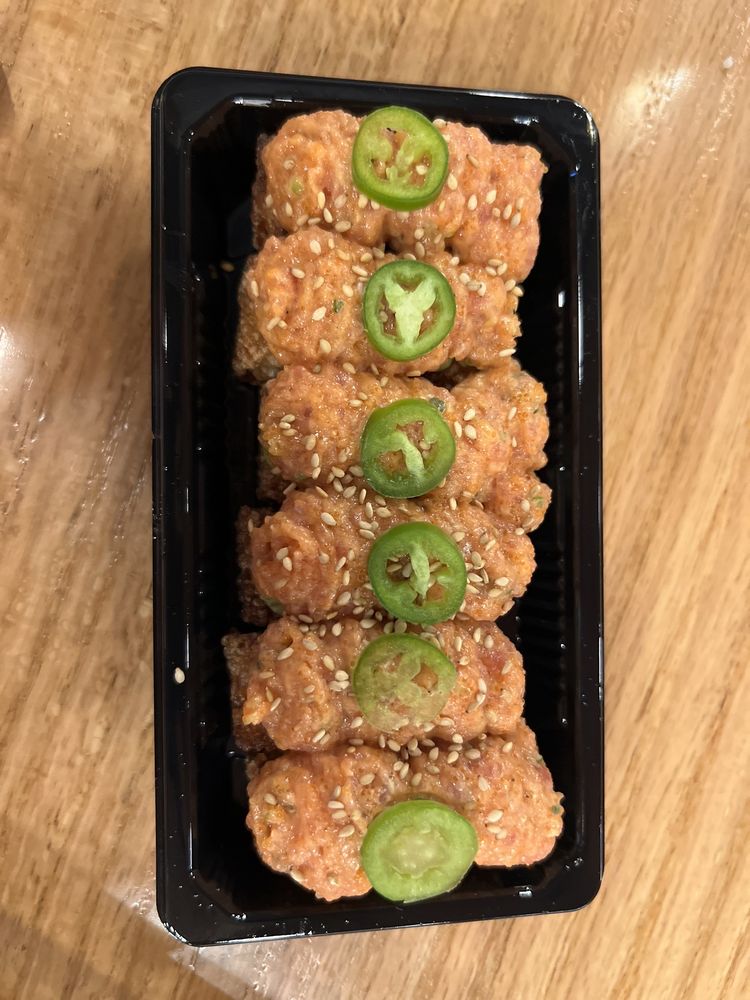 TEMAKI BY SEAWEED HANDROLL - Updated July 2025 - 58 Photos & 67 Reviews ...