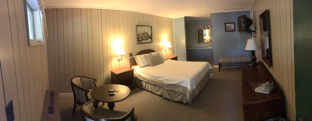 PIXIE INN - Updated December 2025 - 11 Reviews - 4150 Mitchell Ave ...