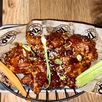 TAP SPORTS BAR EXCALIBUR - 61 Photos & 32 Reviews - 3850 S Las Vegas ...