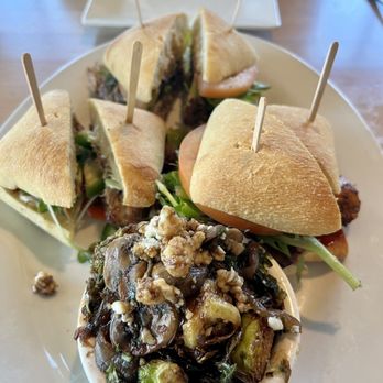 TASTE! CRAFT EATERY - SAN LUIS OBISPO - Updated July 2024 - 980 Photos ...