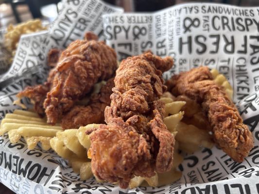 PDQ CHICKEN - Updated October 2025 - 118 Reviews & 95 Photos - 1770 ...