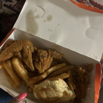 H & CHICKEN - Updated July 2025 - 83 Photos & 175 Reviews - 716 H St NE ...