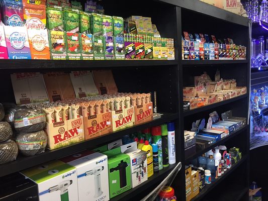 WIZARD HAT SMOKE SHOP - Updated November 2025 - 13 Photos & 16 Reviews ...