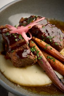 LADY R BISTRO - Updated December 2025 - 302 Photos & 186 Reviews ...