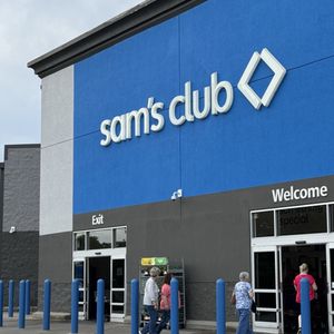 WALMART - Updated October 2025 - 773 Photos & 21 Reviews - 165 Walton ...