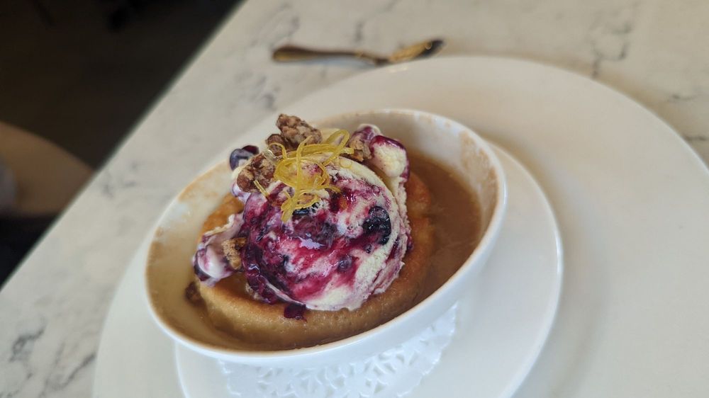 LEMÉAC - 576 Photos & 288 Reviews - 1045 Avenue Laurier O, Montréal ...