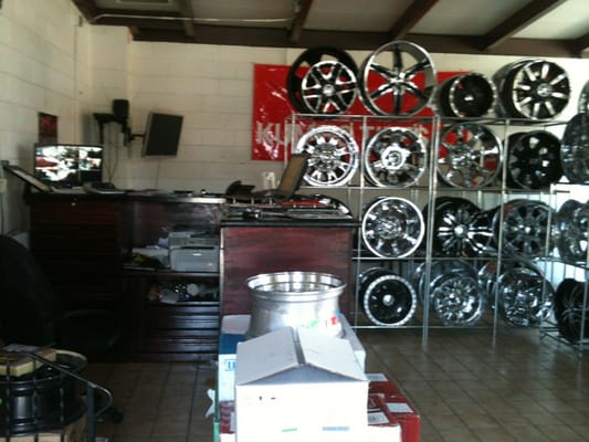 WEST COAST WHEELS & TIRES - Updated December 2025 - 10 Photos & 34 ...