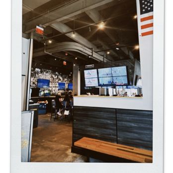 WALK-ON’S SPORTS BISTREAUX - TAMPA MIDTOWN - Updated May 2025 - 350 ...