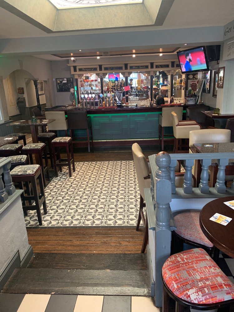 BYRNE BAR - Updated July 2025 - 10 Hill Street, Dundalk, Co. Louth ...