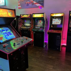 NEON RETRO ARCADE - 769 Photos & 487 Reviews - 28 S Raymond Ave ...