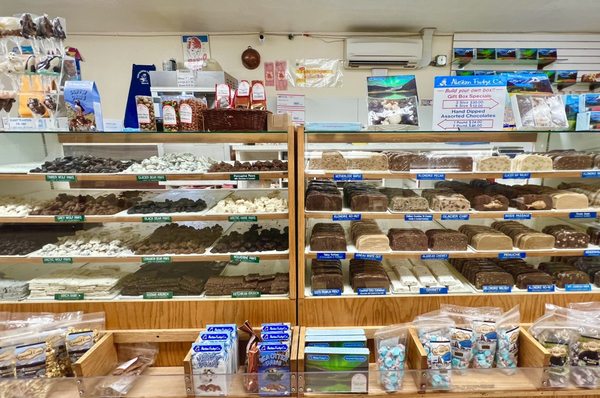 ALASKAN FUDGE COMPANY - Updated November 2025 - 122 Photos & 92 Reviews ...