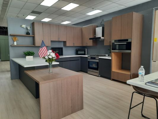 IHOME CABINETS DESIGN - Updated October 2025 - 18 Photos - 6930 65th St ...