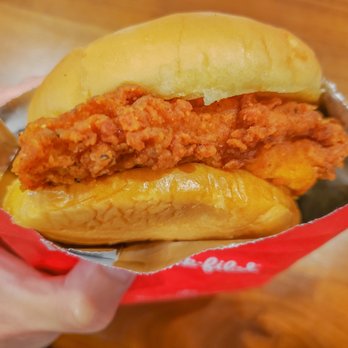 CHICK-FIL-A - Updated October 2025 - 80 Photos & 179 Reviews - 75 ...