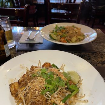MANORA’S THAI CUISINE - 392 Photos & 629 Reviews - 1600 Folsom St, San ...