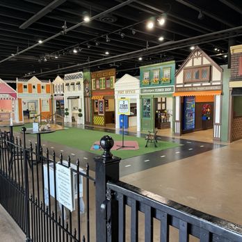 TOODLEY TOWN - Updated October 2025 - 261 Photos & 129 Reviews - 5875 S Rainbow Blvd, Las Vegas ...