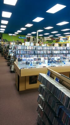 VINTAGE STOCK - Updated October 2025 - 24 Reviews - 2856 S Glenstone ...