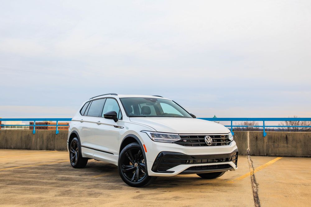 FLOW VOLKSWAGEN - Updated January 2026 - 26 Photos & 31 Reviews - 5011 ...