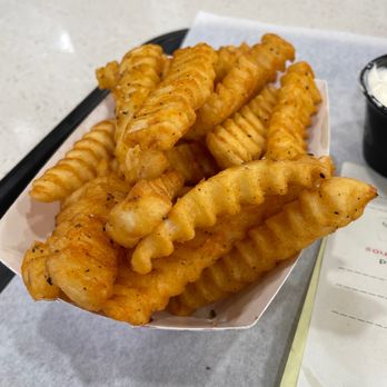 PRETTY GOOD BURGER - 81 Photos & 94 Reviews - 439 W Main St, Merced ...