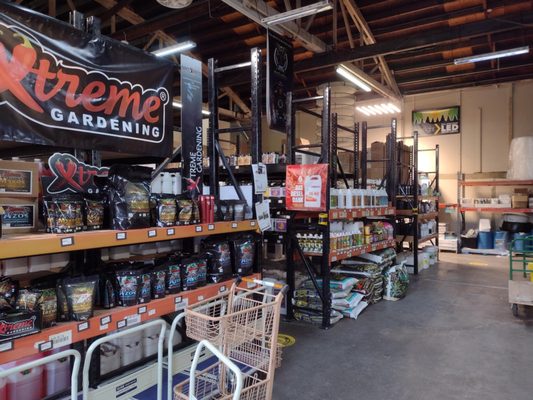 GROWGENERATION HYDROPONICS STORE - Updated December 2025 - 33 Photos ...