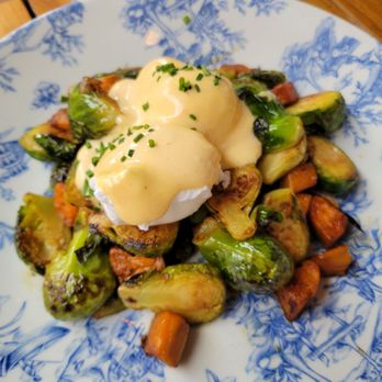 MATHEWS FOOD & DRINK - Updated July 2025 - 1116 Photos & 656 Reviews ...