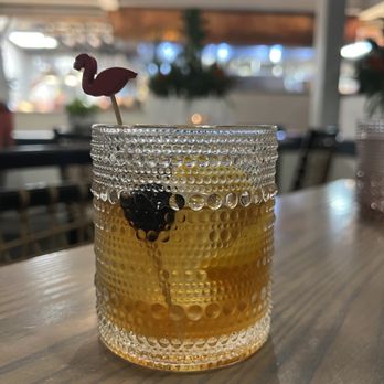 FOUR FLAMINGOS A RICHARD BLAIS FLORIDA KITCHEN - Updated August 2024 ...