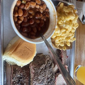 FIREHOUSE QUE & BREW - Updated July 2024 - 327 Photos & 555 Reviews ...