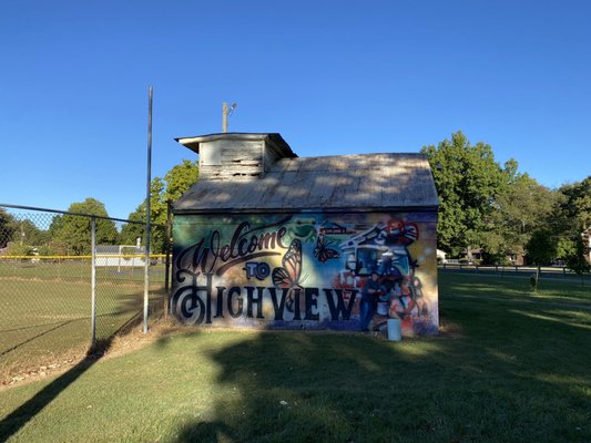 WELCOME TO HIGHVIEW MURAL - 7201 Outer Lp, Louisville, Kentucky ...