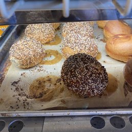 HEITZMAN TRADITIONAL BAKERY AND DELI - Updated July 2025 - 182 Photos ...