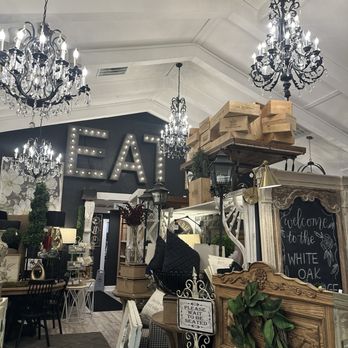 THE WHITE OAK COTTAGE - Updated July 2024 - 240 Photos & 93 Reviews ...