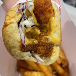 LUCKY’S HOT CHICKEN - Updated August 2025 - 391 Photos & 332 Reviews ...