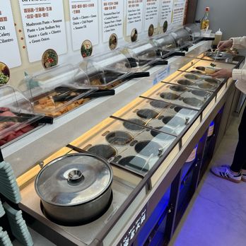 SEVENTEEN HOT POT - Updated October 2024 - 208 Photos & 50 Reviews ...