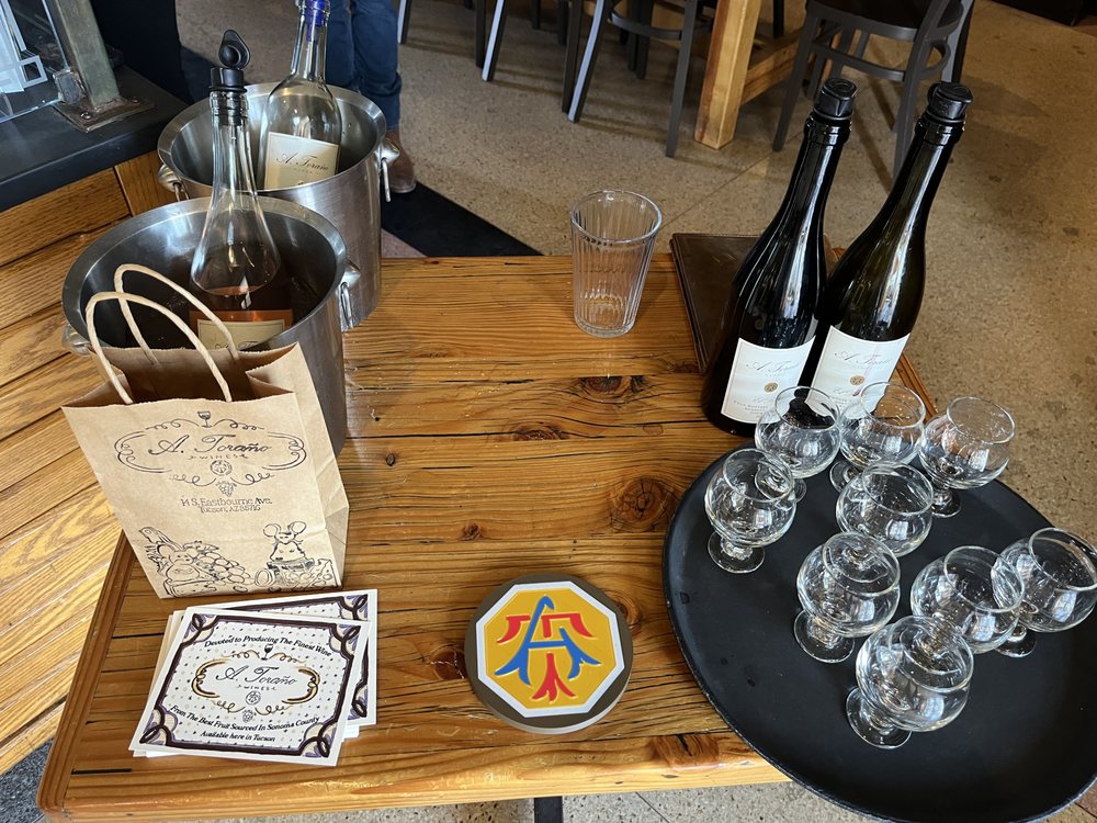 MAYNARDS WINE BAR & BOTTLE SHOP - Updated April 2026 - 400 N Toole Ave ...