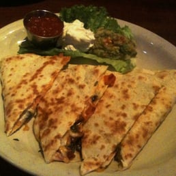 FLOWING TIDE PUB 2 - Updated January 2026 - 424 Photos & 323 Reviews ...