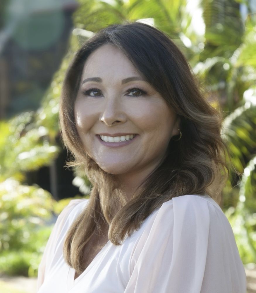 CHRISTINE LANE-BERKSHIRE HATHAWAY - Updated October 2025 - 120 5th St ...