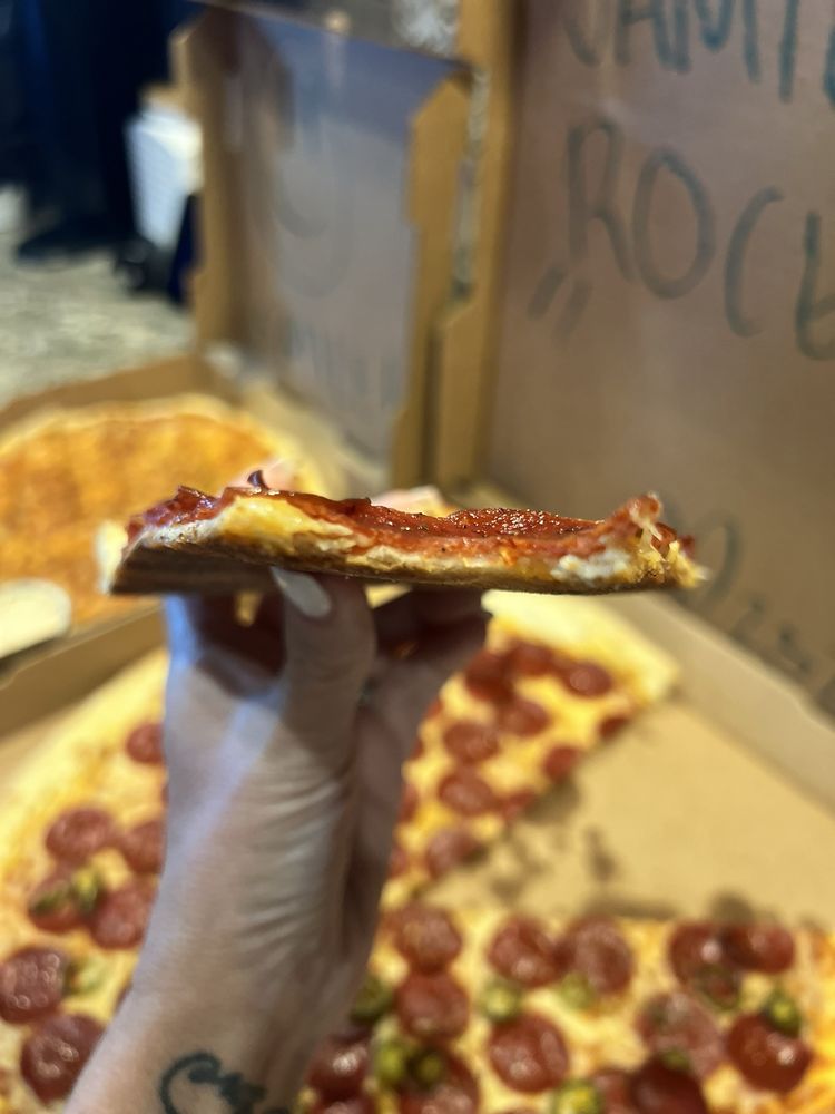 ZALAT PIZZA - Updated December 2025 - 51 Photos & 25 Reviews - 1209 Rdg ...