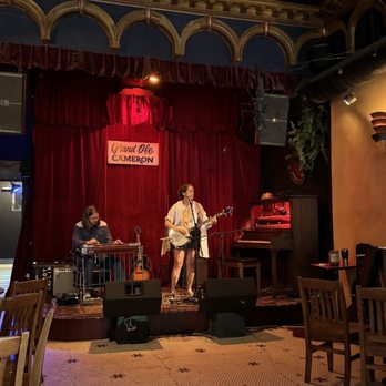 THE CAMERON HOUSE - Updated January 2026 - 49 Photos & 47 Reviews - 408 ...