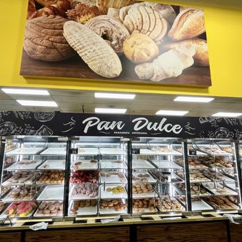 EL SUPER - Updated December 2025 - 48 Photos & 65 Reviews - 2445 S ...