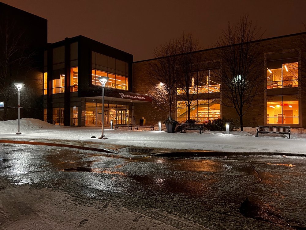 MILTON PUBLIC LIBRARY - 1010 Main Street E, Milton, Ontario, Canada ...