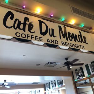 CAFE DU MONDE - 992 Photos & 742 Reviews - Coffee & Tea - 500 Port Of ...