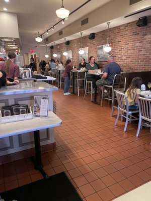 THE PARAMOUNT - Updated September 2025 - 175 Photos & 300 Reviews - 667 ...